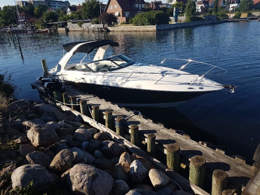 Monterey 318 SSX "SOLGT" - Gnisten Marine Aps.